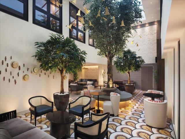 All bills and access to the Residents Club are included, SW7
