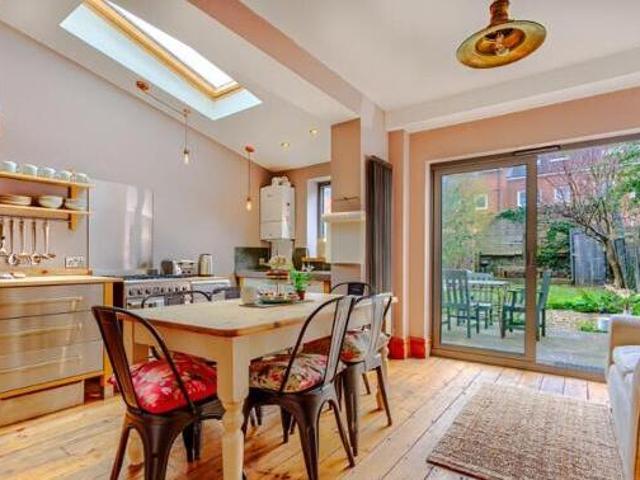 All Bills Included Grand Victorian Near Gloucester Rd With Garden, Kennington Avenue, 3 Bedroom Se