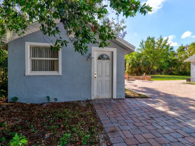 ALL INCLUSIVE | Cozy Cottage By The River | 1br 1