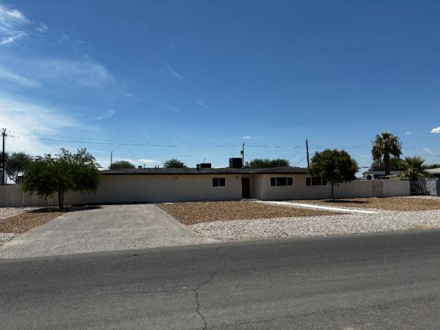 All_Inclusive Room in Bonanza Village|Modern_Prof