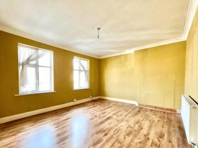 All Souls Avenue, Kensal Rise, 2 Bedroom Flat