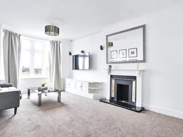 All Saints Church Hall, 70A Fulham High Street, London, SW6 3LG, United Kingdom | 2 bed apartment for rent #135670398 | Rentberry