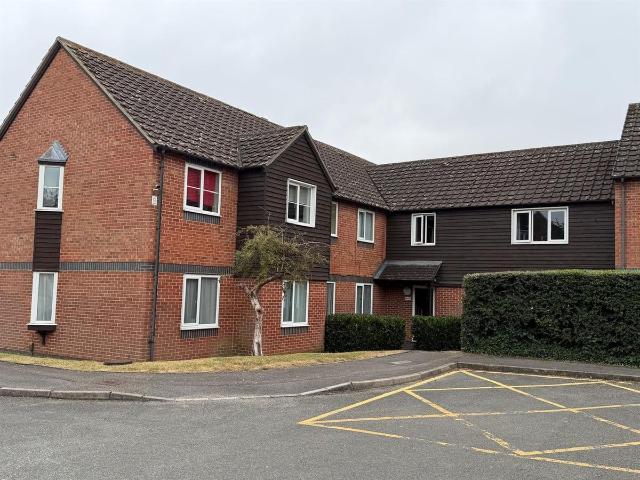 All Saints Court, Didcot OX11, 2 bed flat to rent, £1,150 pcm | PrimeLocation