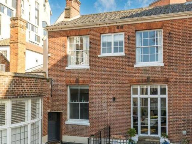 All Saints Green, Norwich, 2 Bedroom Town