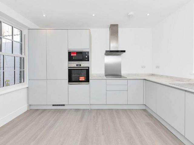 All Saints Road, Newmarket CB8, 3 bed end terrace house to rent, £1,600 pcm | PrimeLocation