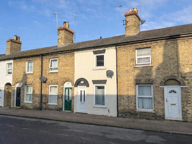 All Saints Road, Newmarket 2 bed terraced house to rent £1,215 pcm £280 pw