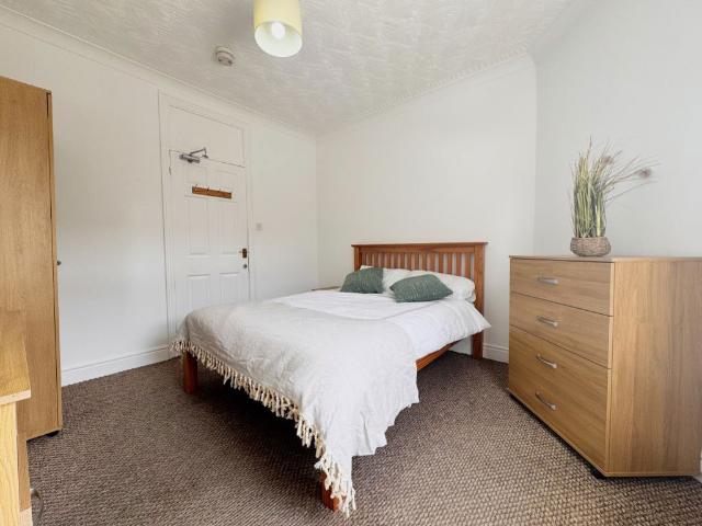 All Saints Road, Peterborough PE1, Room to rent, £475 pcm | PrimeLocation