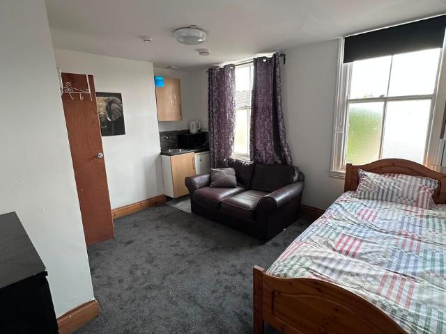 All Saints Road, Wednesbury WS10, Room to rent, £485 pcm | PrimeLocation