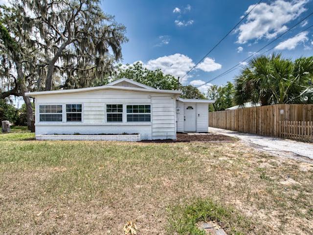 ALL UTILITIES INCLUDED ROOM FOR RENT