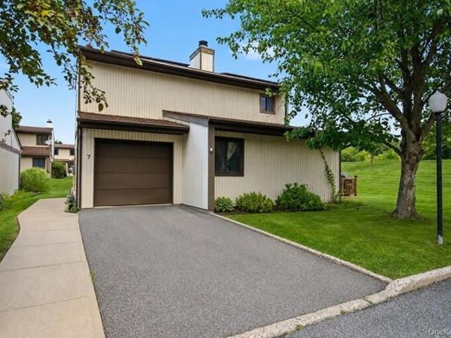 Allan Park Mews, Middletown, Home For Sale