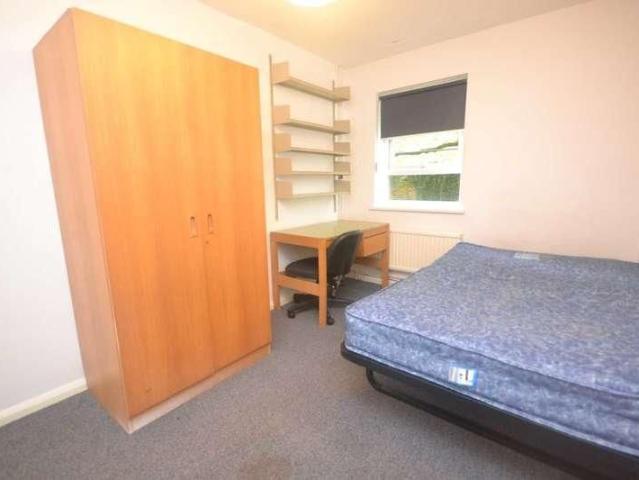 Allcroft Road, Reading, RG1