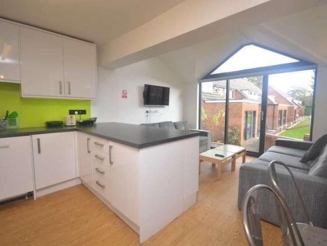 Allcroft Road, Reading, RG1