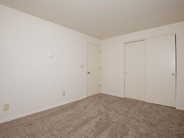 Allen Creek 1 Bedroom Apartment for Rent at 2600 Peoples Ct, Burlington, KY 41005