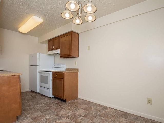 Allen Creek 2 Bedroom Apartment for Rent at 2600 Peoples Ct, Burlington, KY 41005