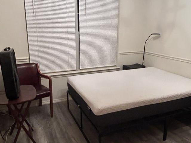 Allen private room in shared lease house