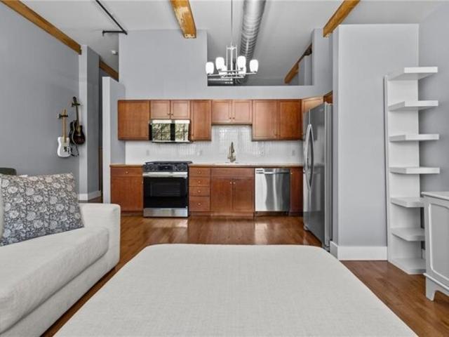 Allen St Unit,woonsocket, Condo For Sale
