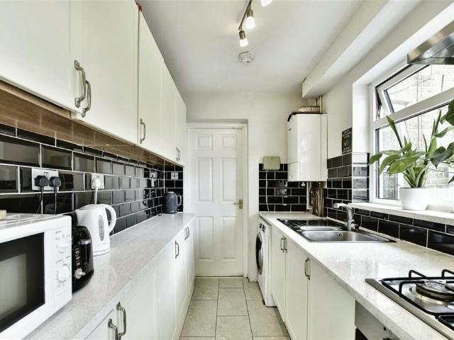 Allen Street, Maidstone ME14, Room to rent, £600 pcm | PrimeLocation