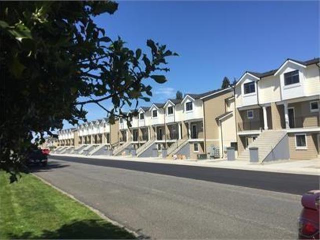 Allenmore Brownstones 1 Bedroom Apartment for Rent at 2309 S State St, Tacoma, WA 98405 Central