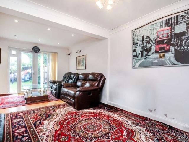 Allenby Road, UB1, London