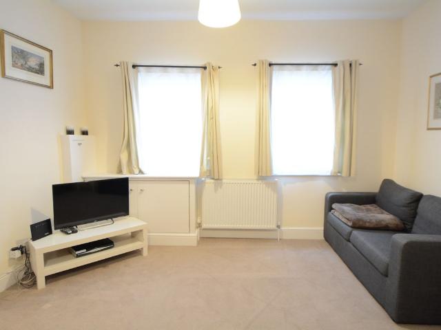 Allestree Road, London SW6, 1 bed flat to rent, £1,800 pcm | PrimeLocation