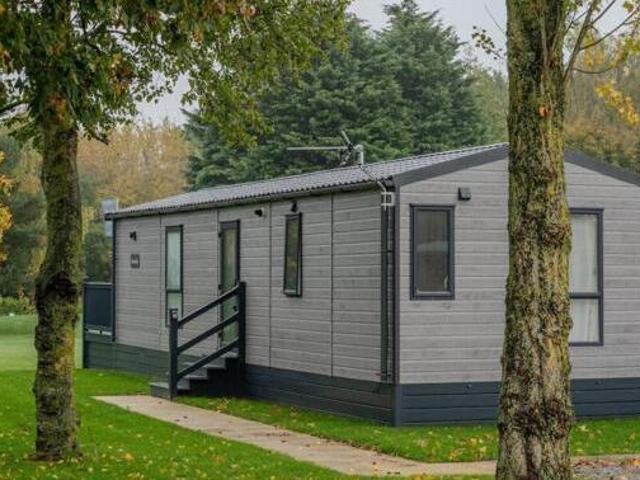 Allerthorpe, 2 Bedroom Lodge