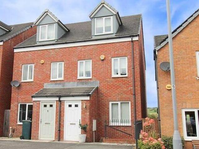 Allerton View, Thornton, 3 Bedroom Semi detached