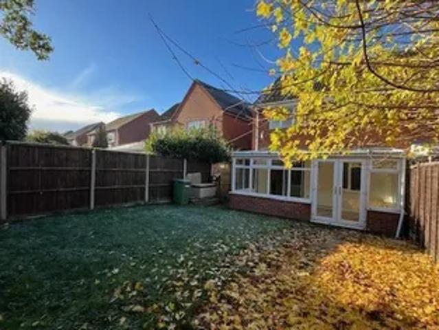 Allfrey Close, Lutterworth £1,300 pcm ⓘ The monthly or weekly payment required by the landlord. Read our glossary page *Tenant Info | 3 bedrooms Material Information