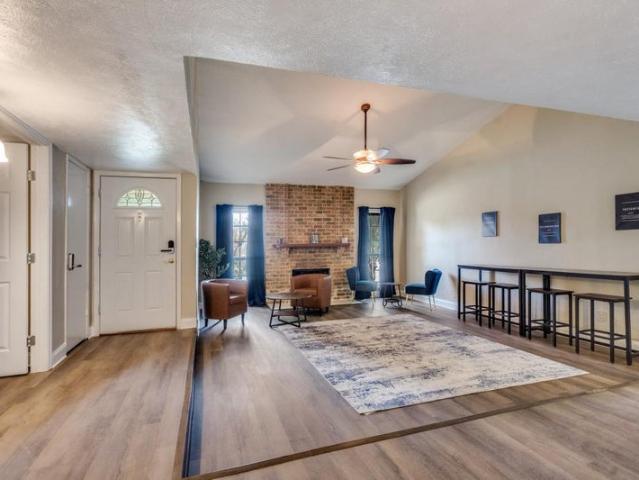 AllInclusive Plano Living — Utilities & Fast WiFi
