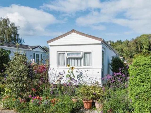 Allington Lane, West End, 2 Bedroom Park