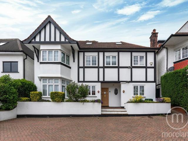 Allington Road, Hendon, NW4 6 bed semi detached house to rent £5,000 pcm £1,154 pw