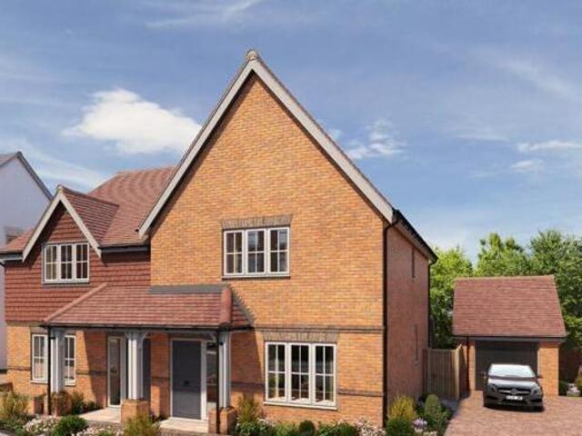Allingham Place, Brighton, 3 Bedroom Semi detached