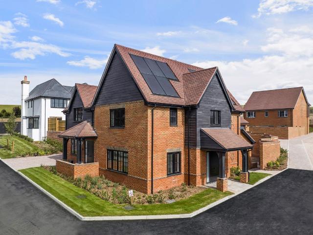 Allingham Place, Brighton BN2, 3 bed semi detached house to rent, £2,995 pcm | PrimeLocation