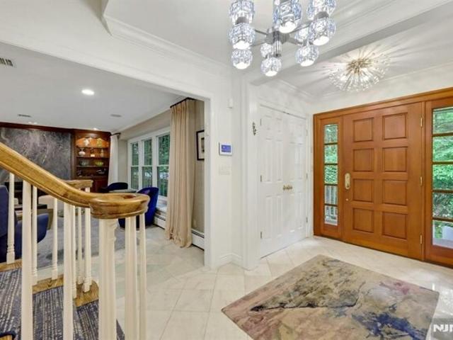 Allison Ct, Englewood, Home For Sale