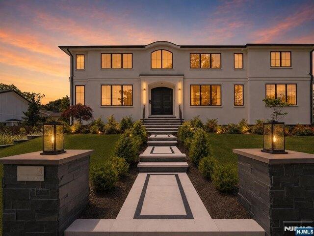 Allison Dr, Englewood Cliffs, Home For Sale