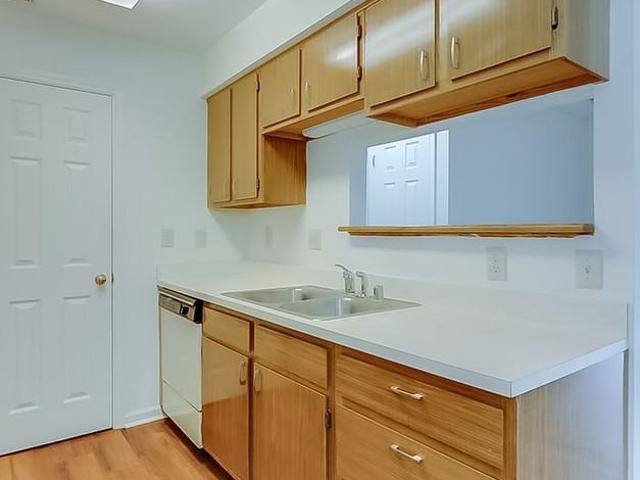 Allison Heights 2 Bedroom Apartment for Rent at 3401 Gatewood Ct, Lexington, KY 40517