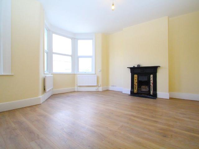 Allison Road, London N8, 2 bed flat to rent, £2,000 pcm | PrimeLocation