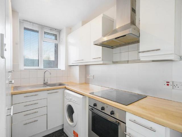 Allitsen Road, London NW8 Studio to rent £1,668 pcm £385 pw