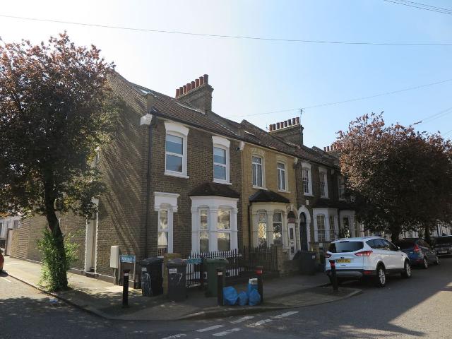 Alloa Road, Deptford SE8, 1 bed property to rent, £1,075 pcm | PrimeLocation