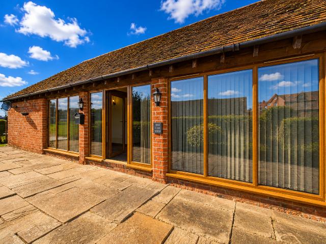 Allsetts Farm, Broadwas, Worcester WR6, 1 bed property to rent, £1,300 pcm | PrimeLocation