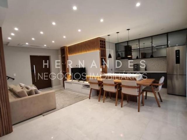 Alpha House 1 em Alphaville sendo 3suítes com 152m² e 2 vagas