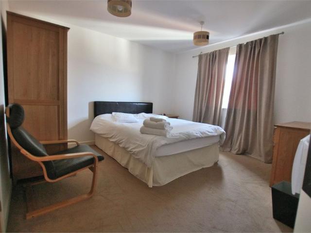 Alpha House, Broad Street, Northampton NN1, 2 bed flat to rent, £1,200 pcm | PrimeLocation