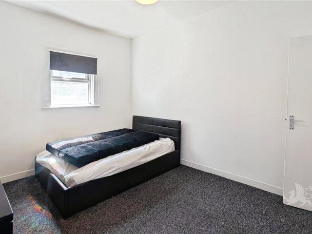 Alpha Road, Croydon, CR0 Studio to rent £1,000 pcm £231 pw