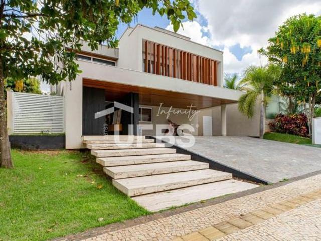 Alphaville Araguaia Casa de Condomínio 5 quartos, sendo 5 suítes