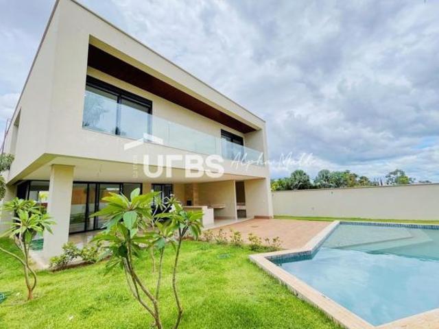 Alphaville Cruzeiro Casa de Condomínio 4 quartos, sendo 4 suítes