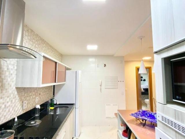 ALPHAVILLE DE 03 QUARTOS COM DUAS SUÍTES REFORMADOS PRONTO P/ MORAR 98150 8787