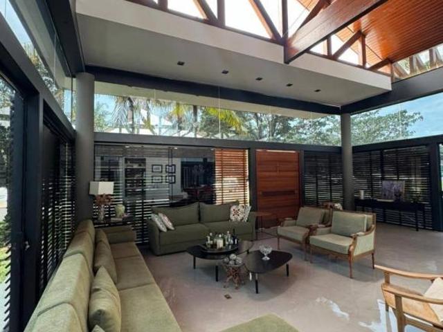 ALPHAVILLE IMBUIAS R$ 4.900.000 Casa à venda, 3 Suítes, 300m², 4 Vagas, Loteamento Alphaville, L