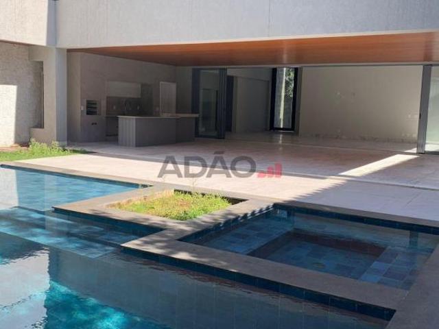 Alphaville Ipés Sobrado com 4 Quarto s por R$ 9000000.00 no setor Residencial Alphaville Flamboyant