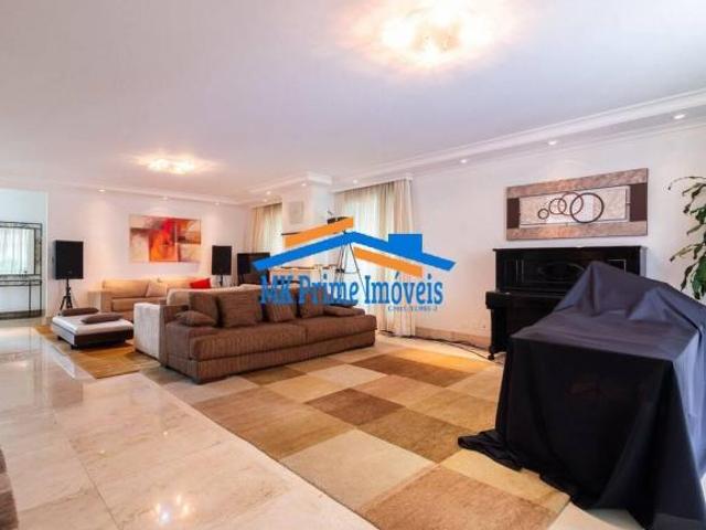 Casa em Alphaville no Residencial 1 5 Suítes Lazer