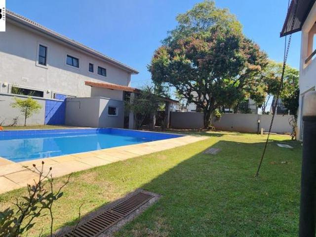 Alphaville Residencial 4 Casa à Venda no Condomínio Alphaville Residencial 4