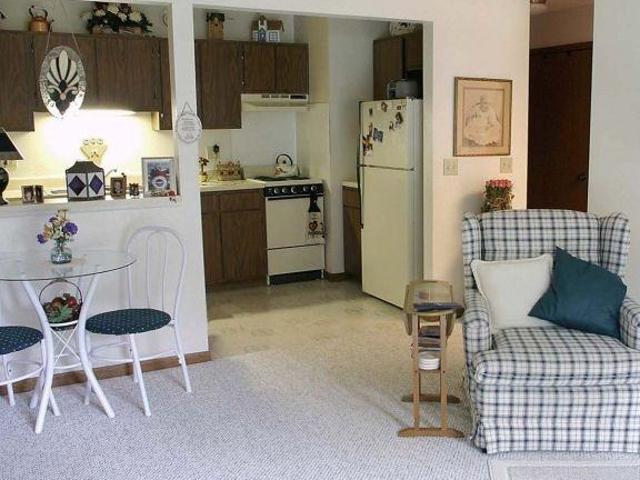 Alpine Alten Zimmer II 1 Bedroom Apartment for Rent at 120 Grandview Blvd, Gaylord, MI 49735